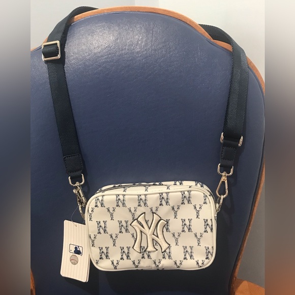 MLB | Bags | New Mlb Ny Yankees Crossbody Bag | Poshmark